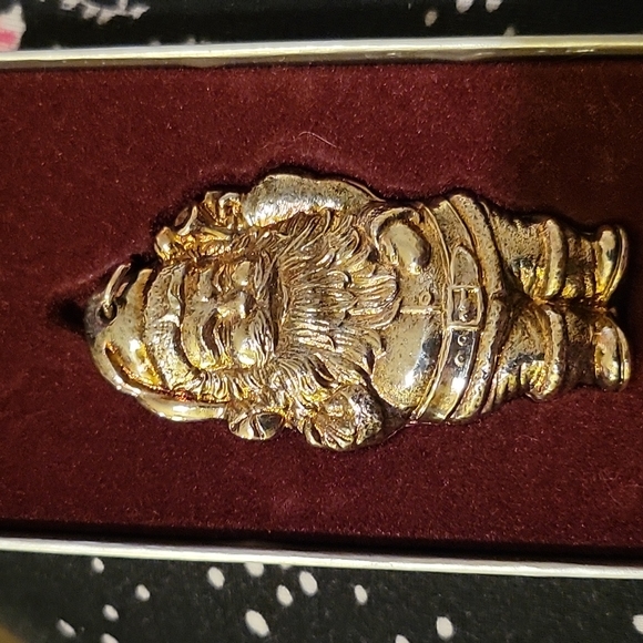 Source Unknown | Jewelry | 973 Santa Pendant | Poshmark